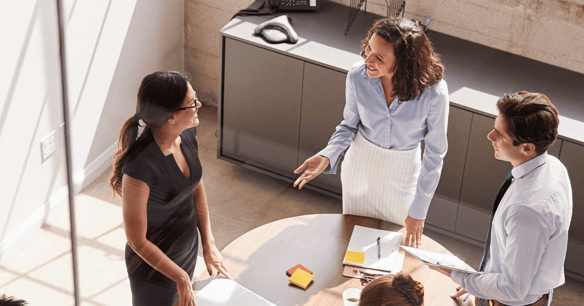 Devenir assistante de direction : formation, métier, débouchés